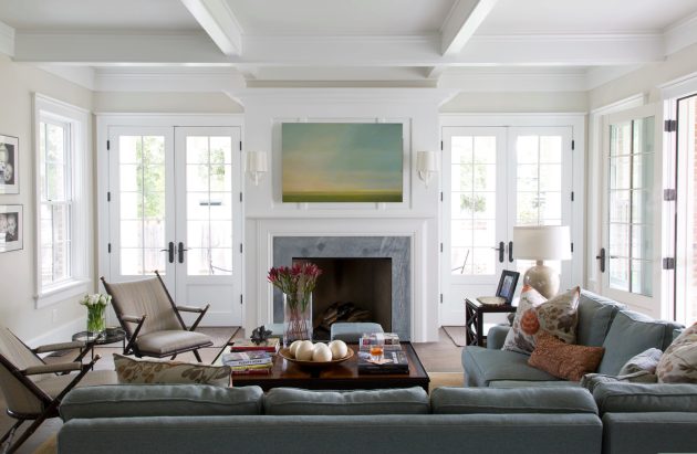 15 Transitional Family Room Designs That Balance Comfort and Style