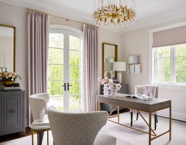 18 Transitional Home Office Designs for a Chic and Functional Workspace
