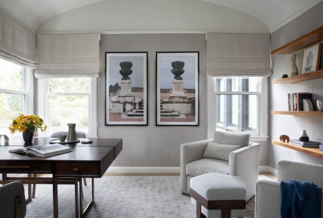 18 Transitional Home Office Designs for a Chic and Functional Workspace