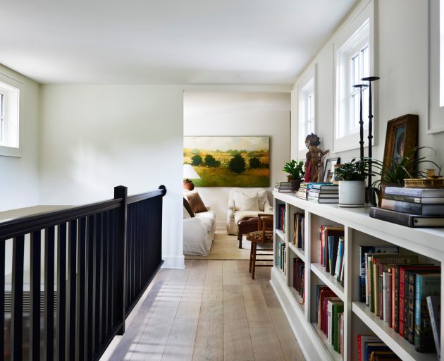 15 Transitional Hallway Decor Ideas for a Stylish and Functional Space