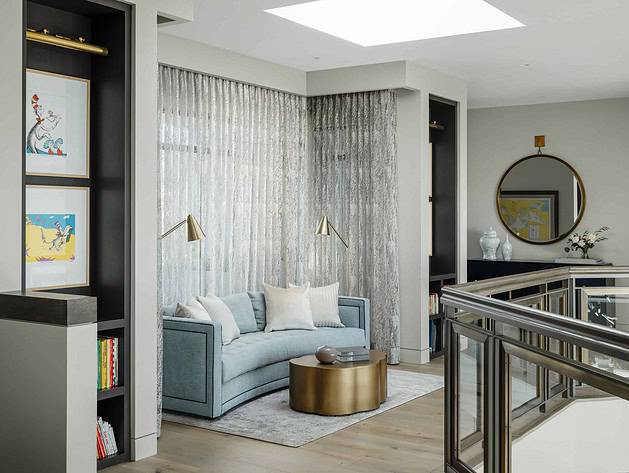 15 Transitional Hallway Decor Ideas for a Stylish and Functional Space