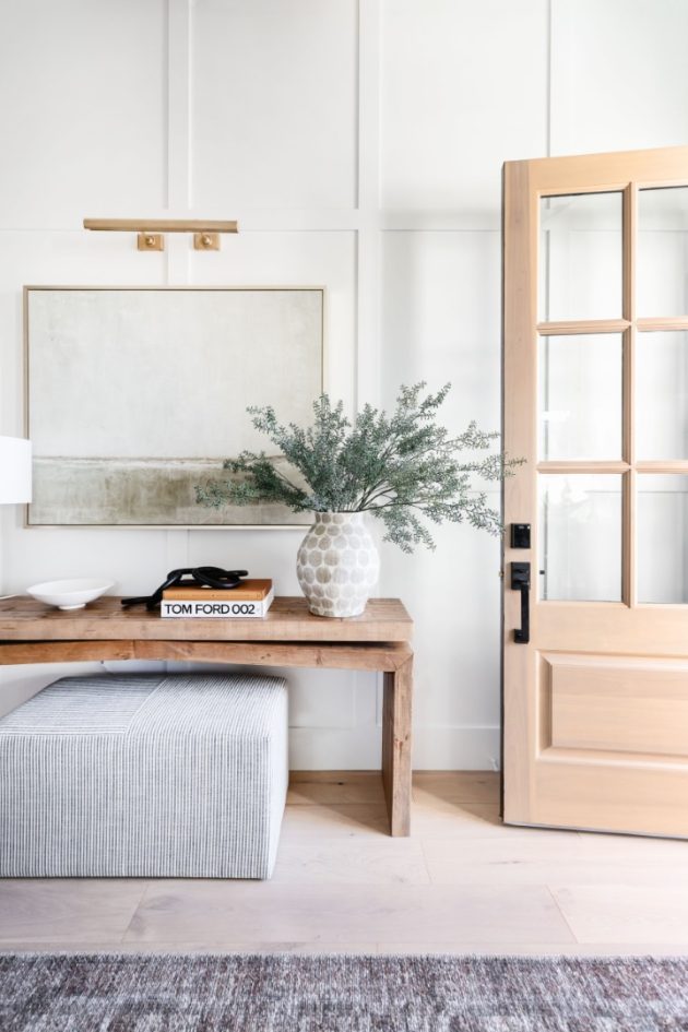16 Beautiful Transitional Entry Hall Designs to Welcome You Home