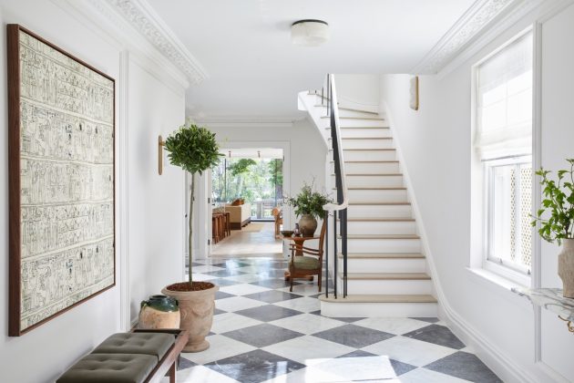 16 Beautiful Transitional Entry Hall Designs to Welcome You Home