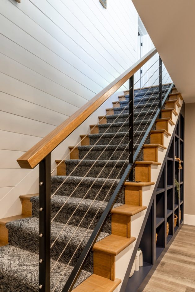 16 Stunning Transitional Staircase Deigns to Elevate Your Home