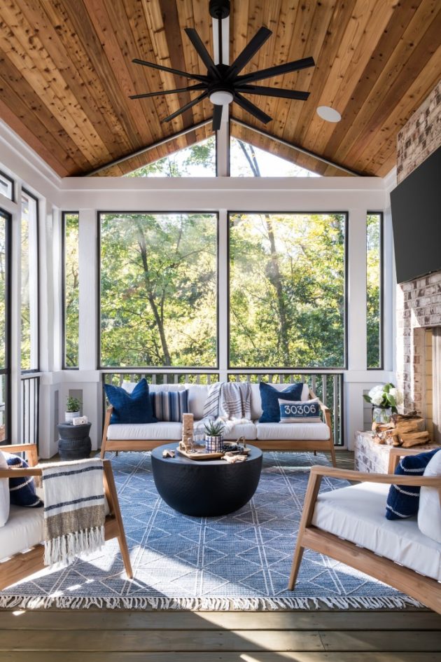 18 Transitional Porch Designs to Bridge Indoor and Outdoor Living Spaces