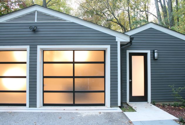 16 Transitional Garage Designs to Elevate Your Home's Curb Appeal