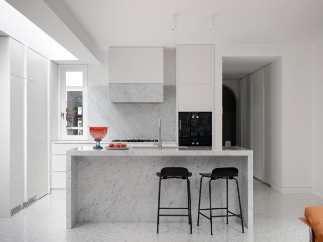 18 Contemporary Kitchen Designs That Combine Form and Function