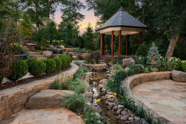 18 Transitional Landscape Designs for a Classic-Modern Look in Your Yard
