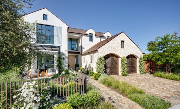 Mixing Styles: 20 Transitional Home Exterior Ideas for a Unique Look