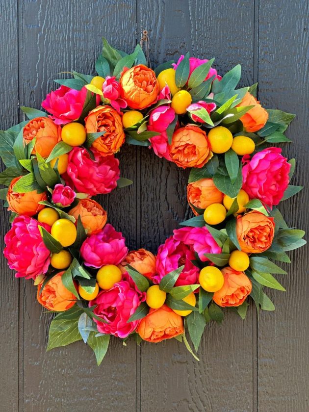 15 Lively Spring Wreath Designs That Will Refresh Your Porch