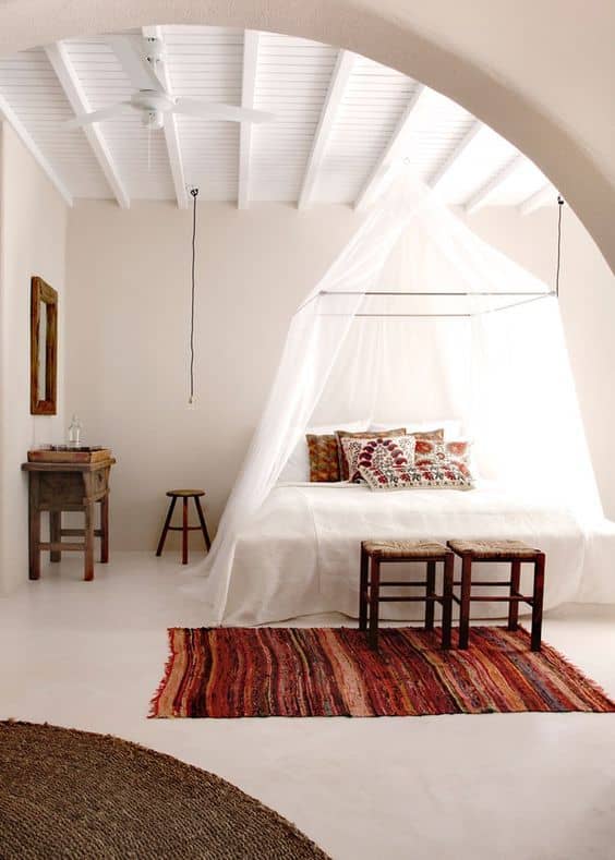 Resort Decor: How to Bring Vacation Vibes Home