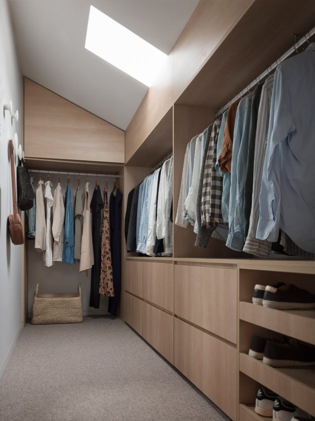 15 Contemporary Walk-In Closet Designs That Maximize Space and Style