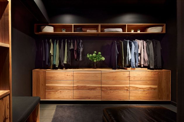 15 Contemporary Walk-In Closet Designs That Maximize Space and Style