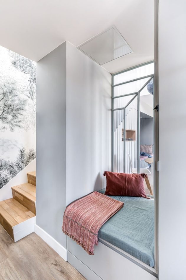 18 Contemporary Hall Designs That Embrace Minimalism and Sophistication