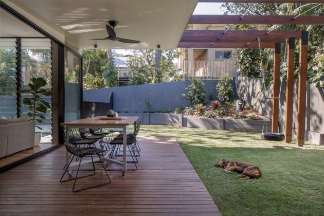 18 Modern and Chic Contemporary Porch Designs to Inspire Your Outdoor Oasis