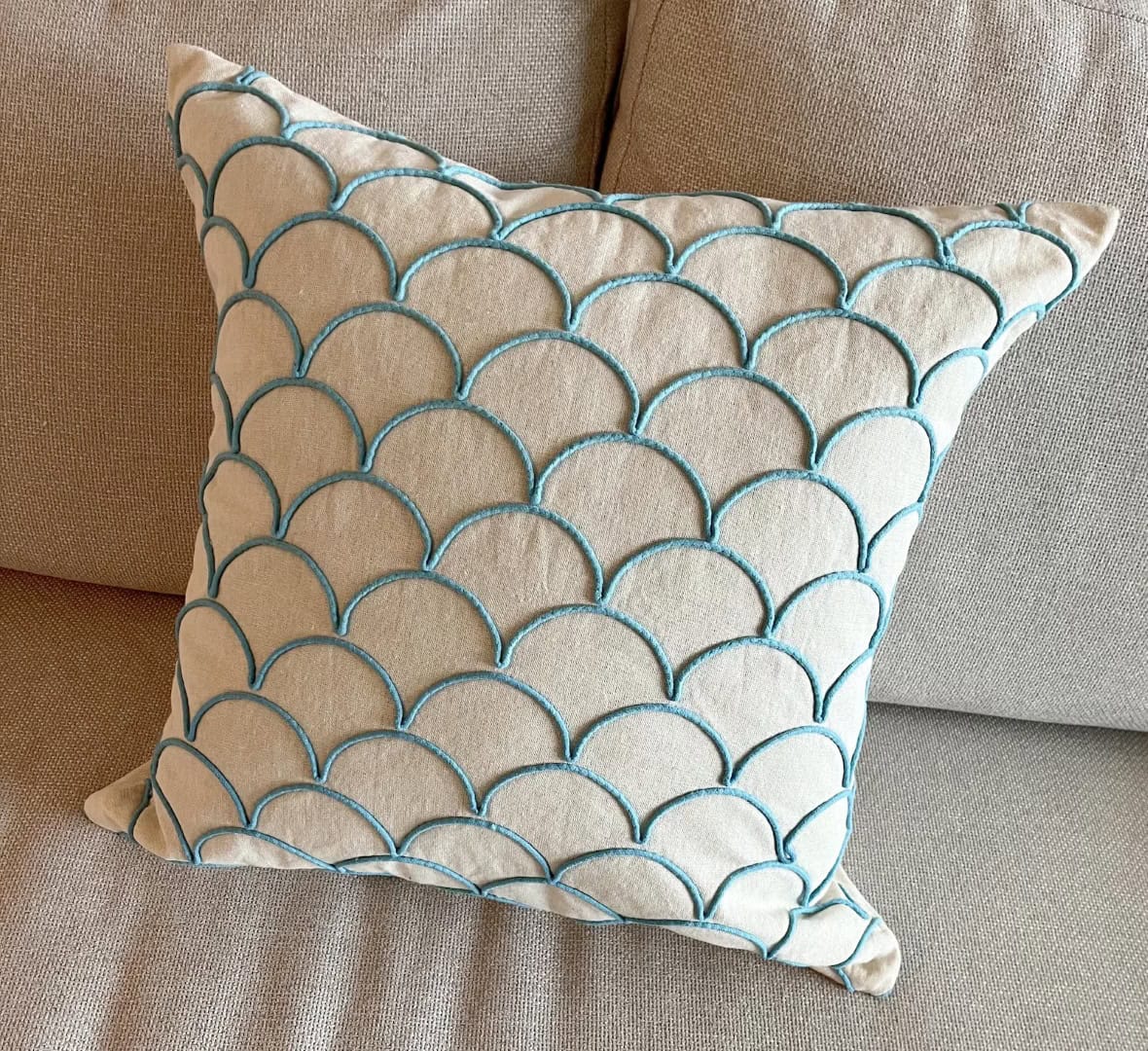 15 Beach Pillow Covers to Transform Your Home into a Coastal Retreat