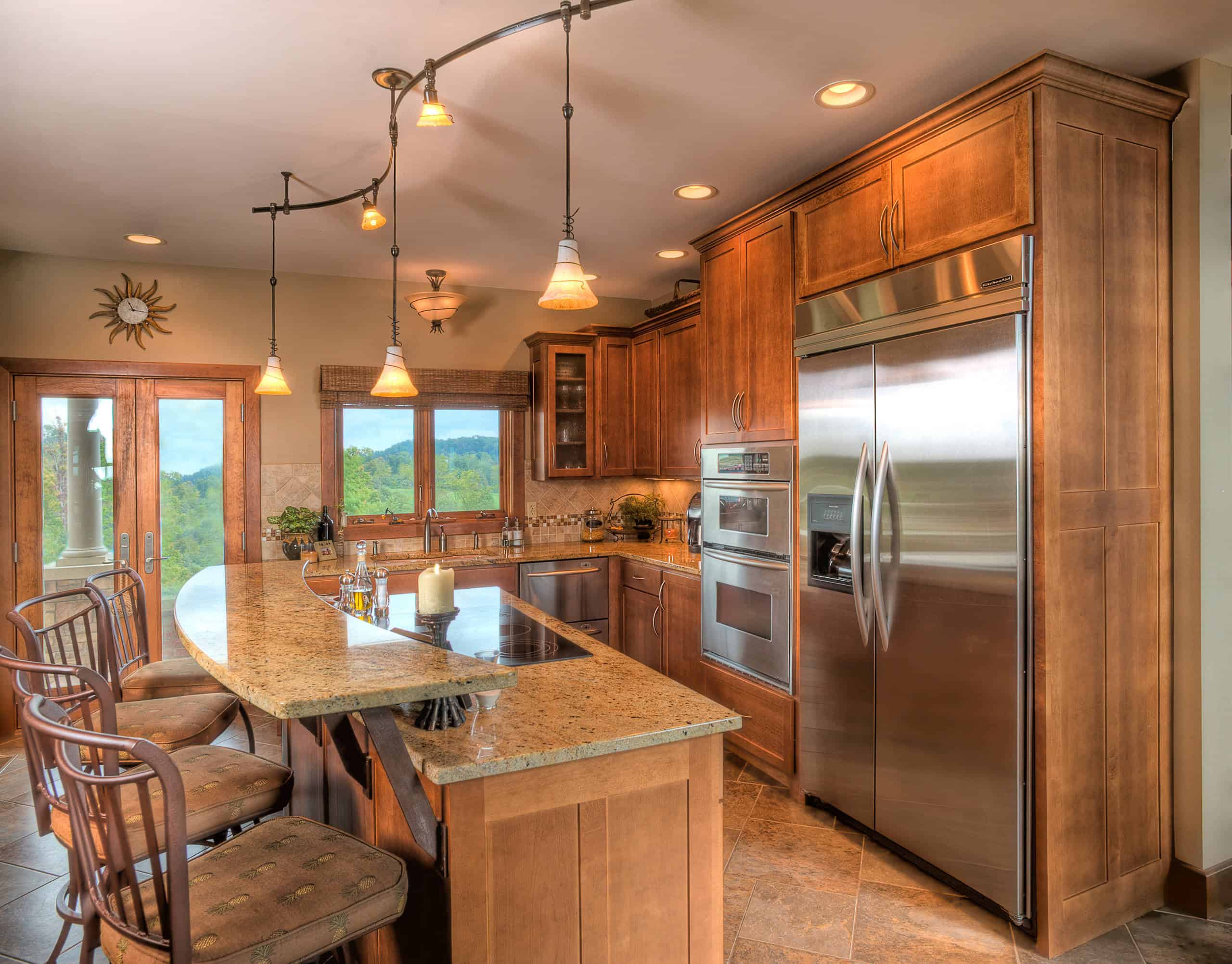 15 Charming Traditional Wooden Kitchen Designs for a Warm and Inviting ...