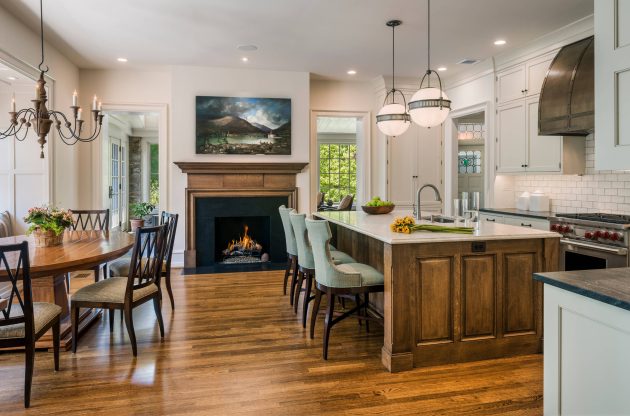 15 Charming Traditional Wooden Kitchen Designs for a Warm and Inviting ...