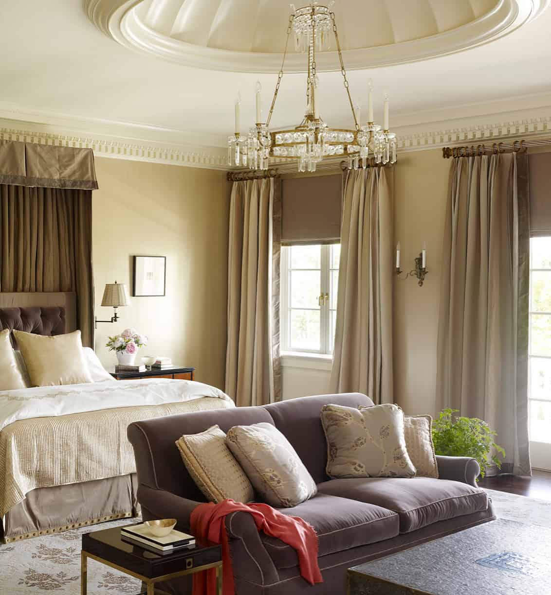 15 Cozy and Timeless Traditional Bedroom Designs