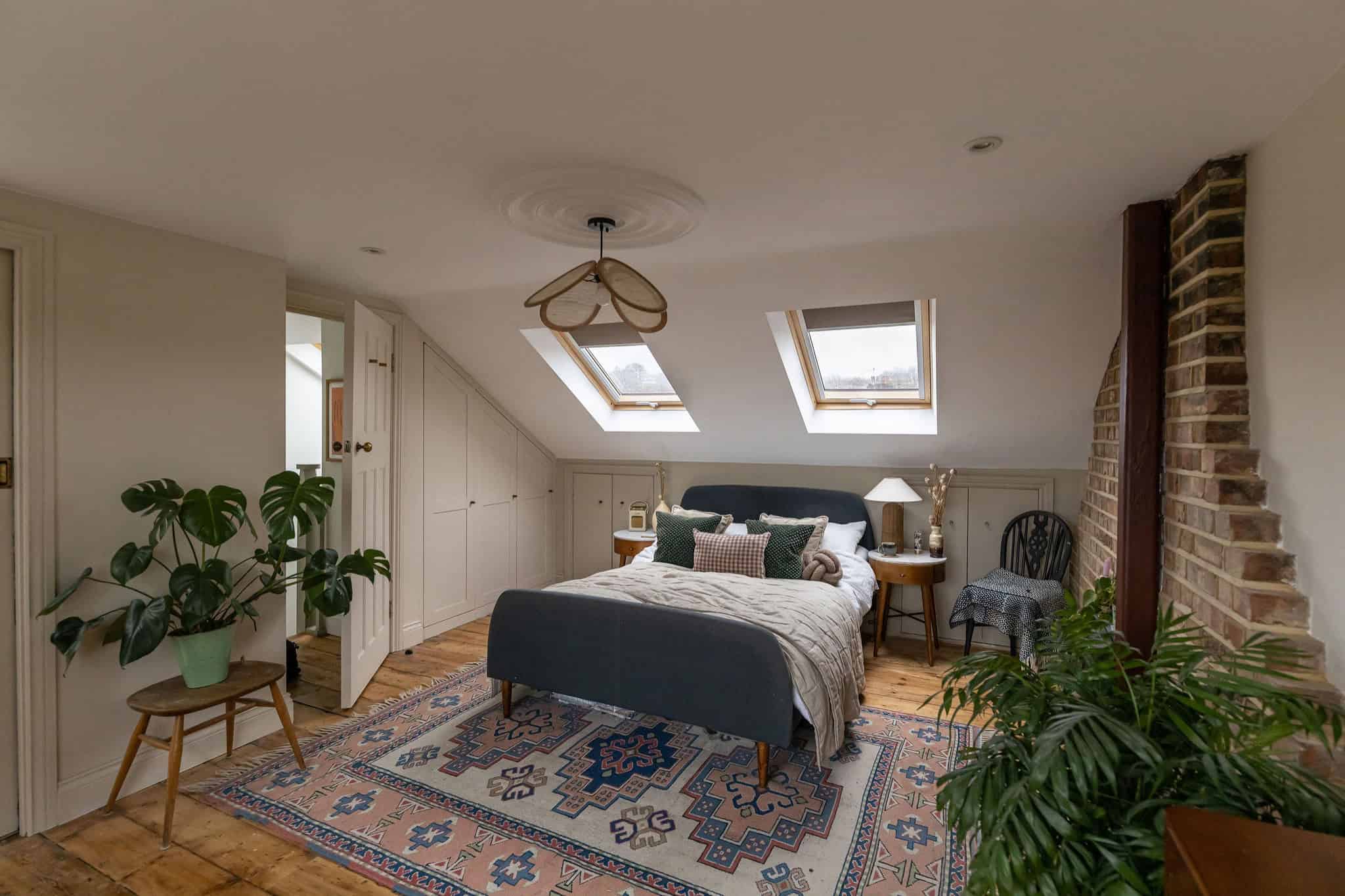 15 Cozy and Timeless Traditional Bedroom Designs