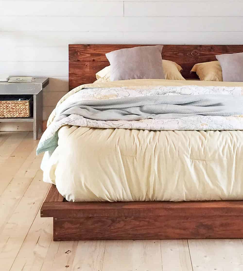 15 Creative and Stylish DIY Bed Frame Projects for a Dreamy Bedroom