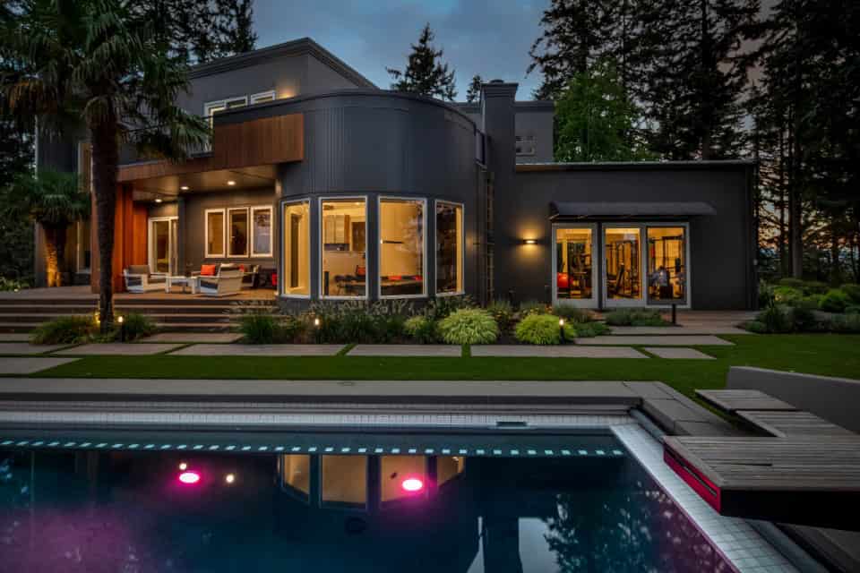 15 Exquisite Contemporary Exterior Designs That Capture the Essence of ...