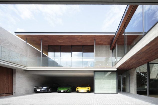 15 Sleek and Sophisticated Contemporary Garage Designs to Inspire Your ...