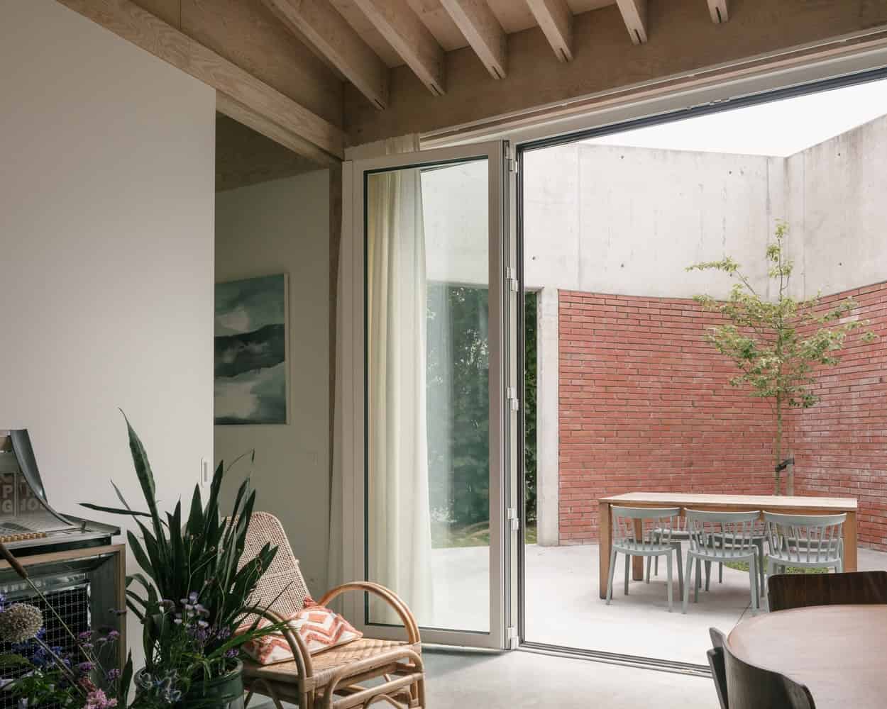 House hkZ by BLAF Architecten in Zoersel, Belgium