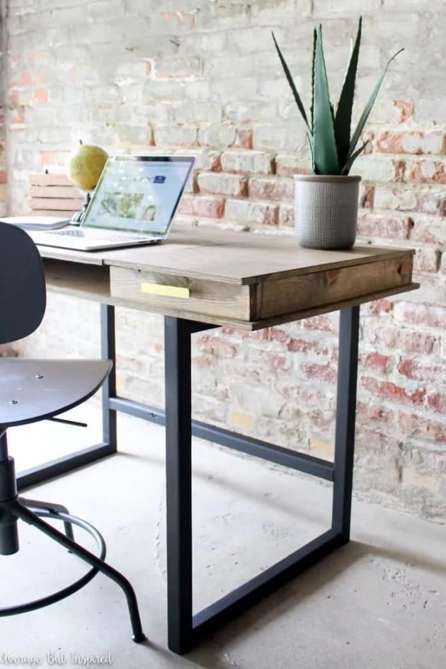 15 Ingenious DIY Desk Designs: Elevate Any Room with Simplicity