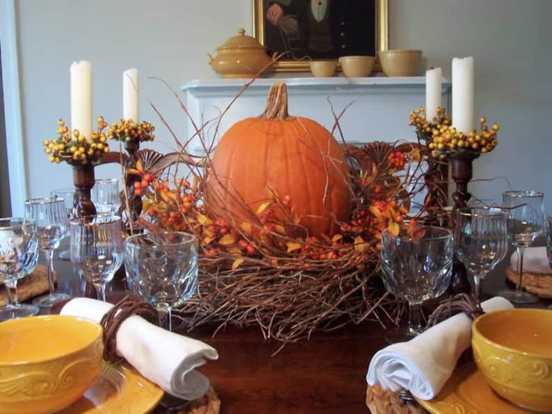 15 Nature-Inspired Fall Centerpiece Designs: A Tapestry of Autumn's Colors