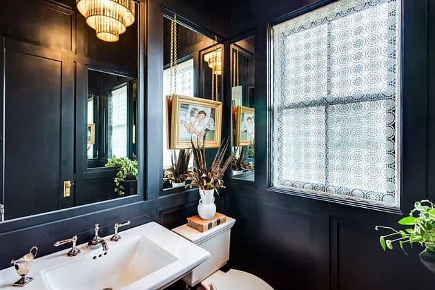15 Timeless Traditional Powder Room Designs for Classic Elegance