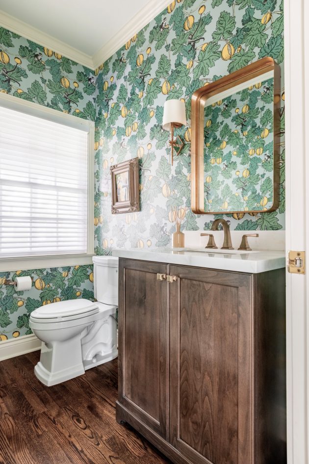 15 Timeless Traditional Powder Room Designs for Classic Elegance