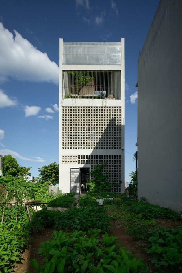 The HIEN House by Winhouse Architecture in Hoa Quy, Vietnam