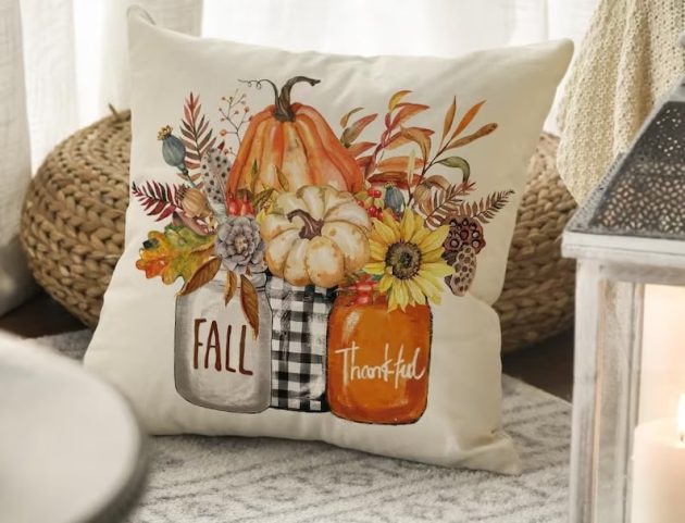 15 Autumn-Inspired Fall Pillow Designs to Spruce Up Your Space