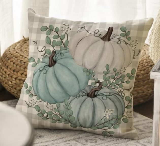 15 Autumn-Inspired Fall Pillow Designs to Spruce Up Your Space