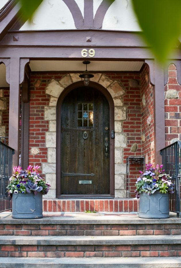 15 Beautiful Traditional Entryway Designs