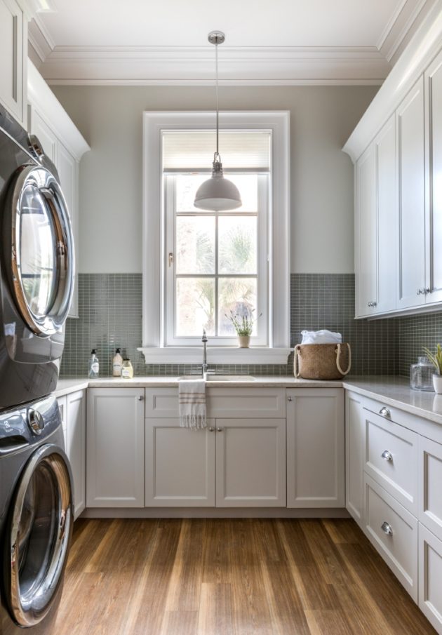 15 Classic Traditional Laundry Room Designs: Where Functionality Meets ...