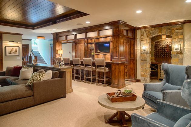 15 Old-World Traditional Basement Ideas for Classic Comfort