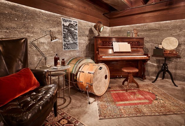 15 Old-World Traditional Basement Ideas for Classic Comfort