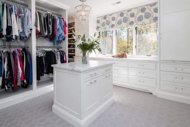 15 Time-Honored Traditional Closet Ideas for Elegant Storage
