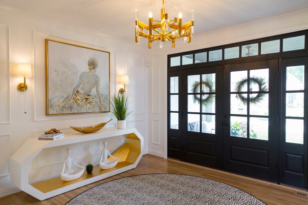 15 Timeless Traditional Entry Hall Designs for a Warm Welcome