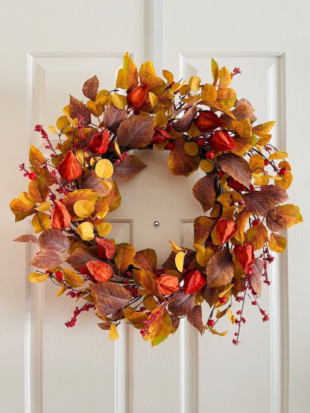 Celebrate the Season with These 15 Stunning Fall Leaves Wreath Ideas