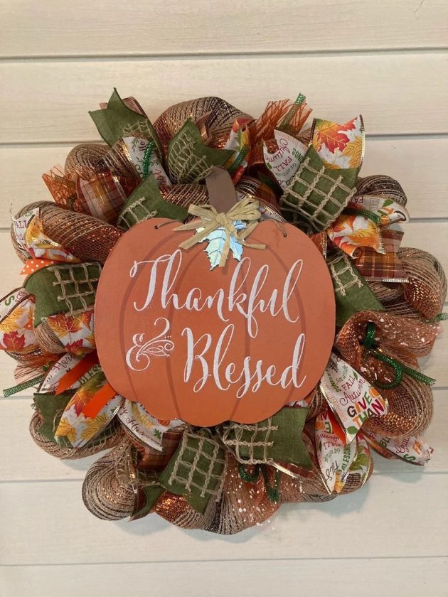 15 Creative Thanksgiving Wreath Designs for a Warm Welcome