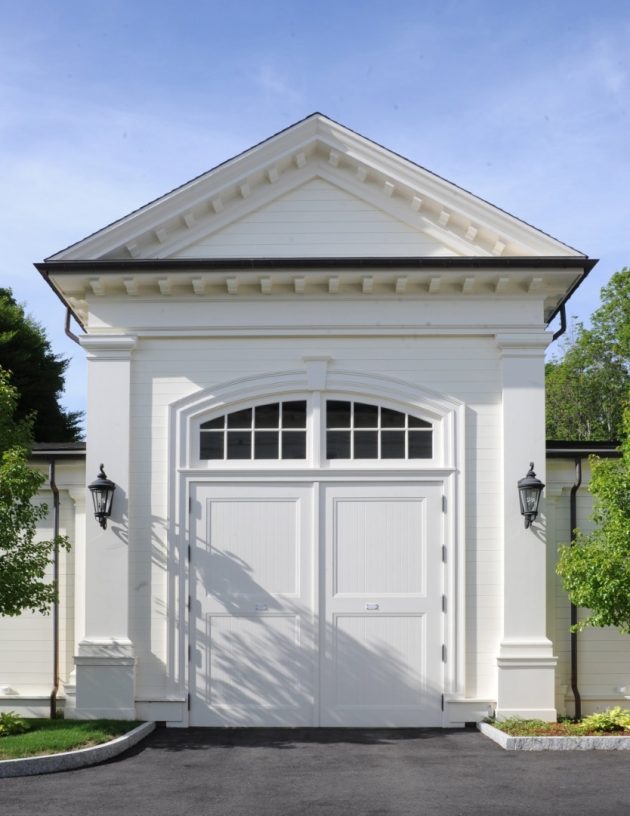 15 Enduring Traditional Garage Ideas for Every Homeowner