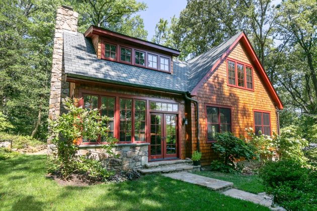 15 Traditional Exterior Designs That Never Go Out of Style