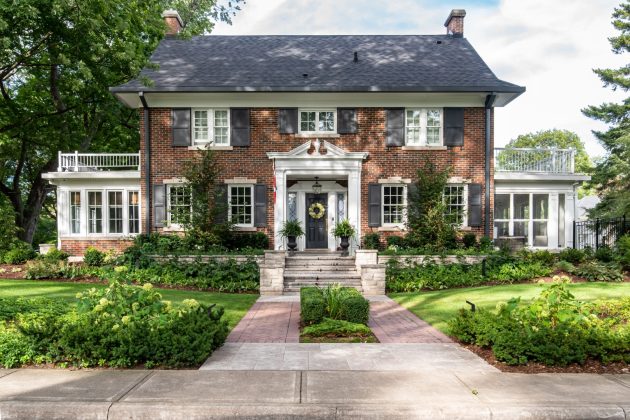 15 Traditional Exterior Designs That Never Go Out of Style