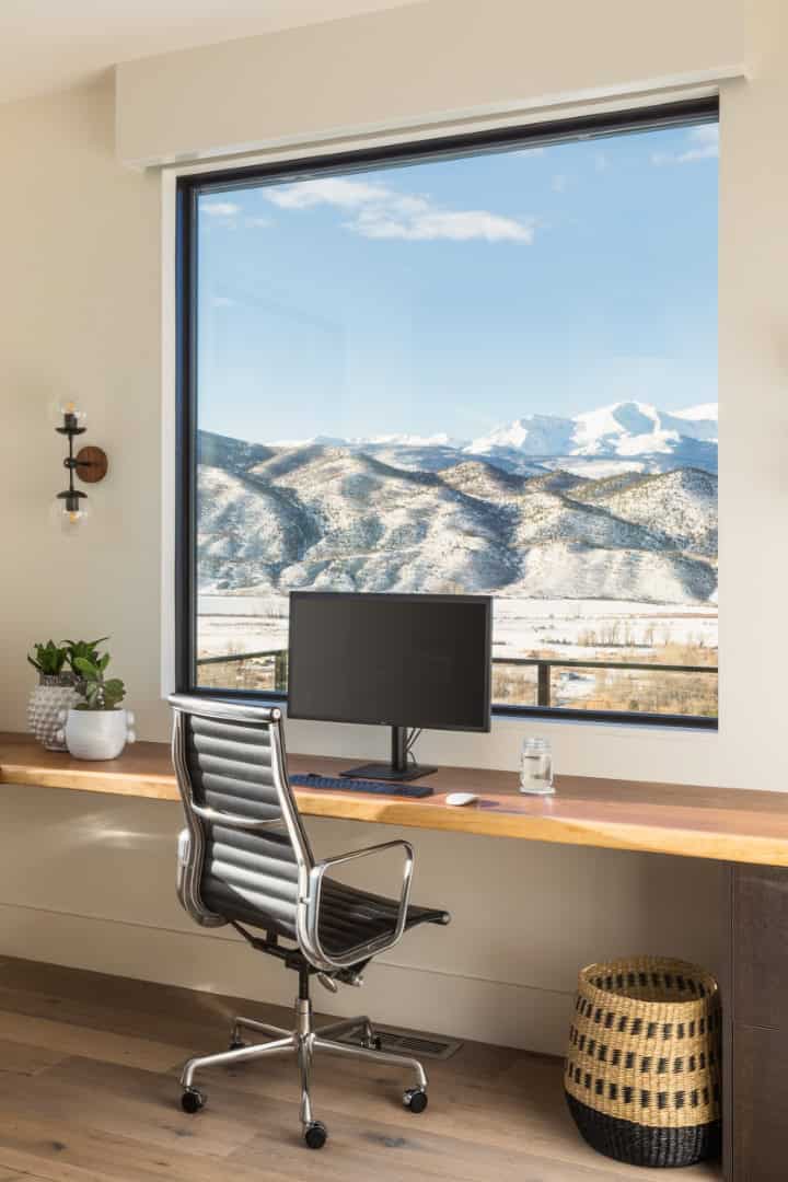 15 Modern Home Office Transformations for Today's Professional