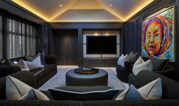 15 Ultra Modern Home Theater Spaces for Tech Enthusiasts
