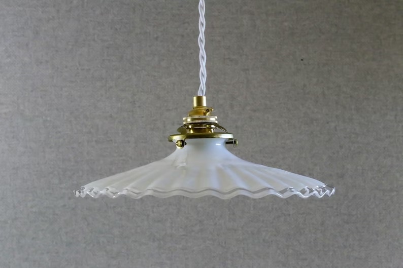 15 Antique Pendant Lamp Designs That Bring Nostalgic Beauty to Any Room