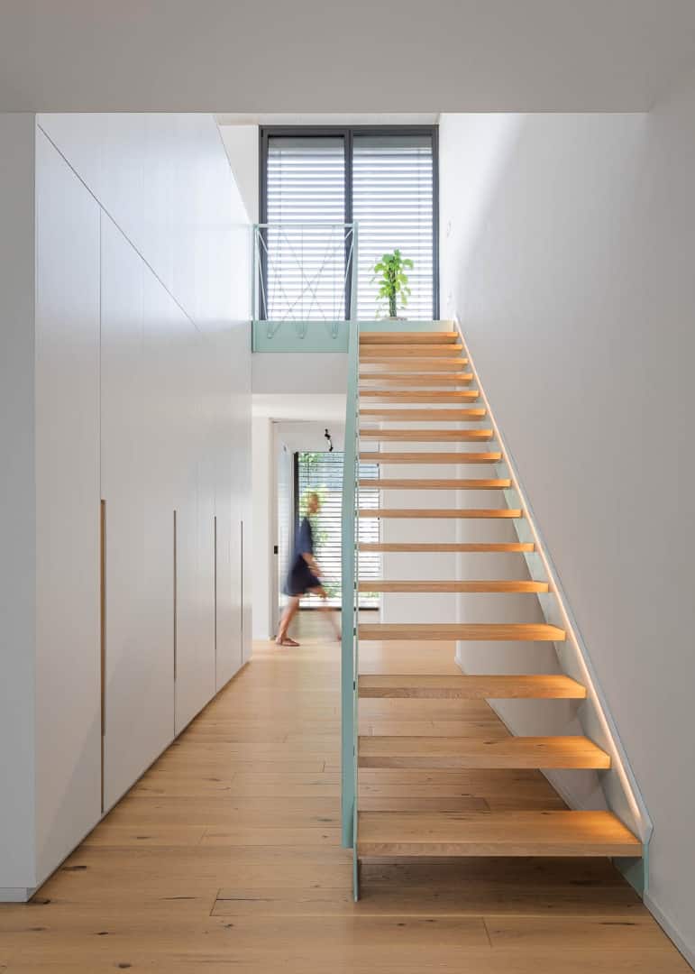 15 Sleek and Stylish Modern Staircase Designs for Contemporary Living